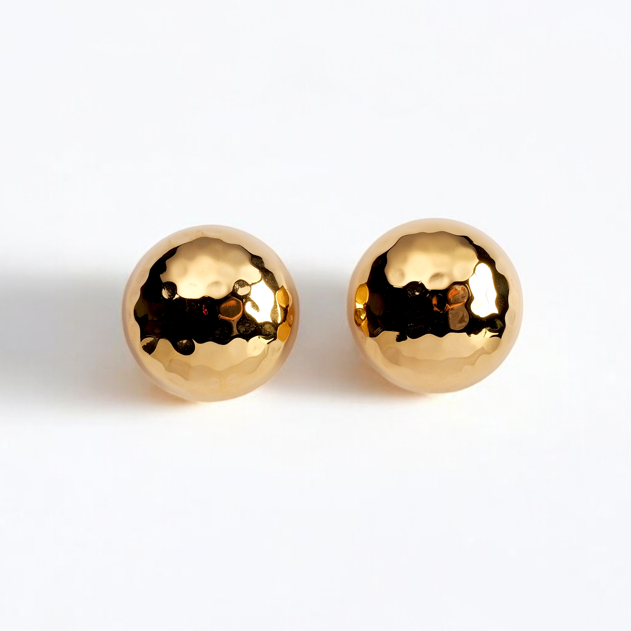 Lightweight Hollow Dome Studs – infinara luxe